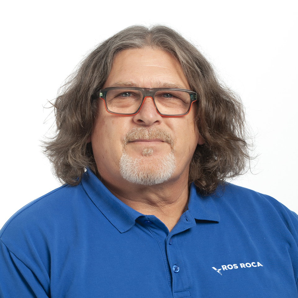 PÓNGASE EN CONTACTO